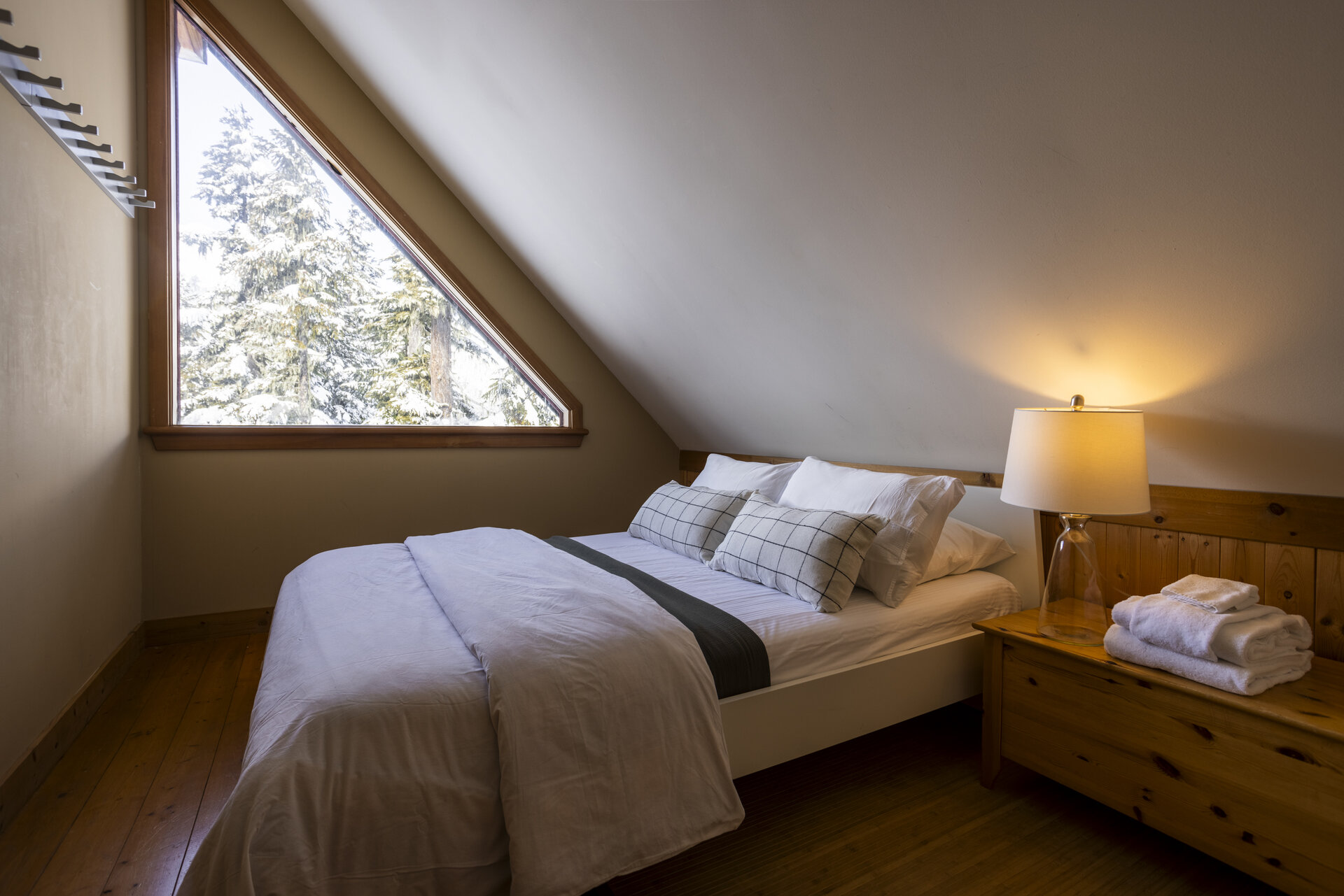Backcountry Lodge in BC | Journeyman Lodge | Callaghan Country